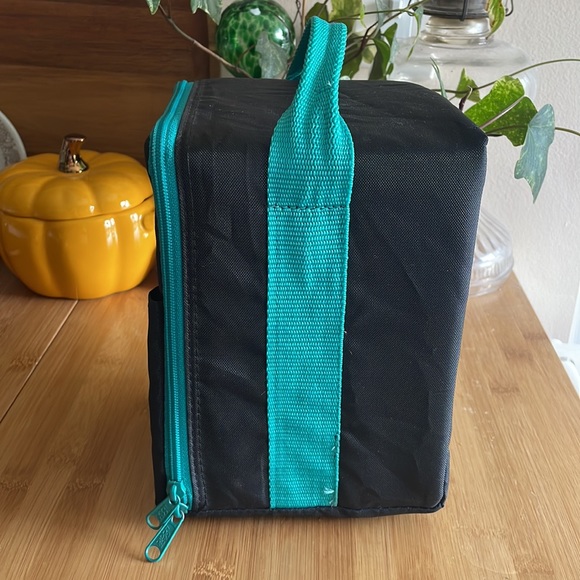 Case Logic | Media | Vintage Case Logic Cd Carrying Case | Poshmark